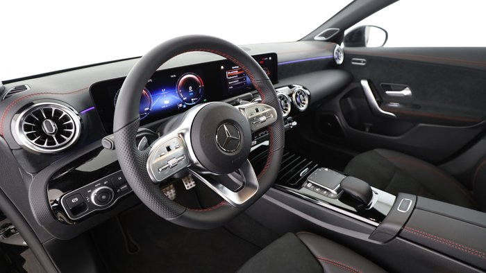 Mercedes-Benz CLA 250 e AMG Night Distronic Pano Kamera Memory | BERESA.de